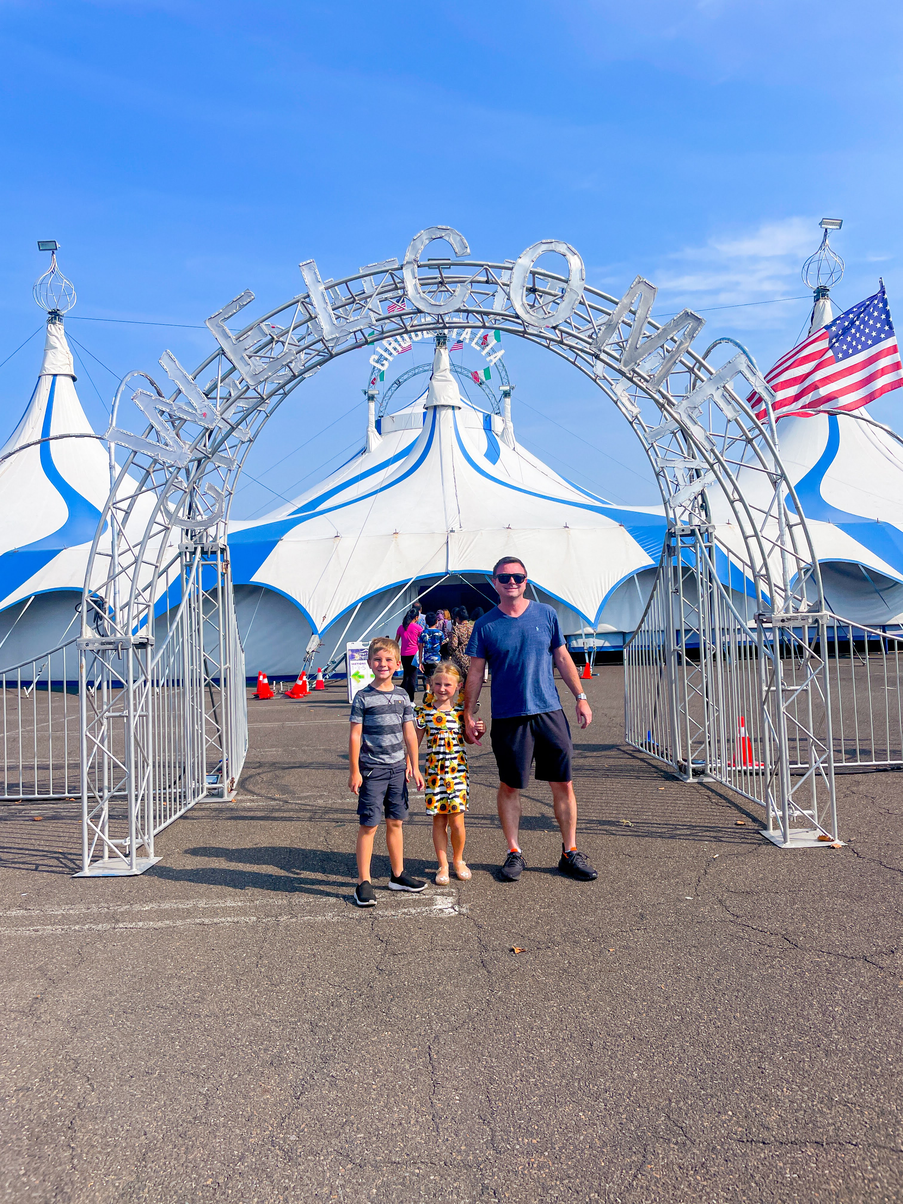 A Glimpse into the Magic of Cirque Italia – Sweet Mini Moments